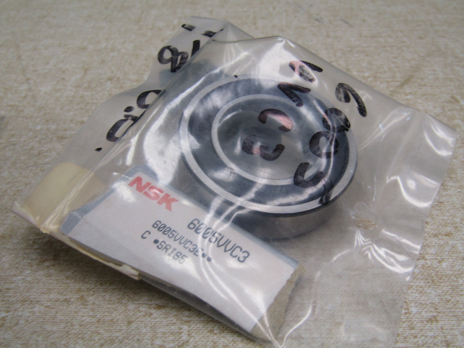 NSK 6005VV C3, 6005-2RS 25mm X 47mm X 12mm Sealed Deep Groove Bearing ...