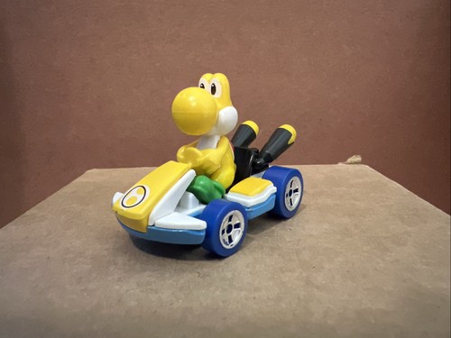 Hot Wheels Nintendo Mario Kart RACING YELLOW YOSHI Surprise car Toy ...