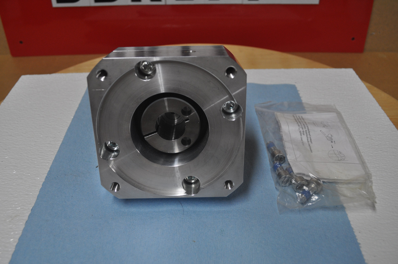 NEUGART PLE80-4 GEAR REDUCER, RATIO: 4:1 | eBay