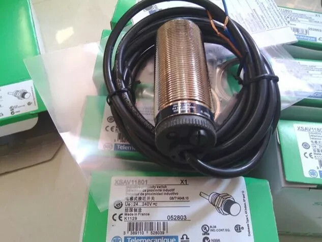 1PCS Schneider XSAV11801 Proximity Switch XSA-V11801 New in box | eBay