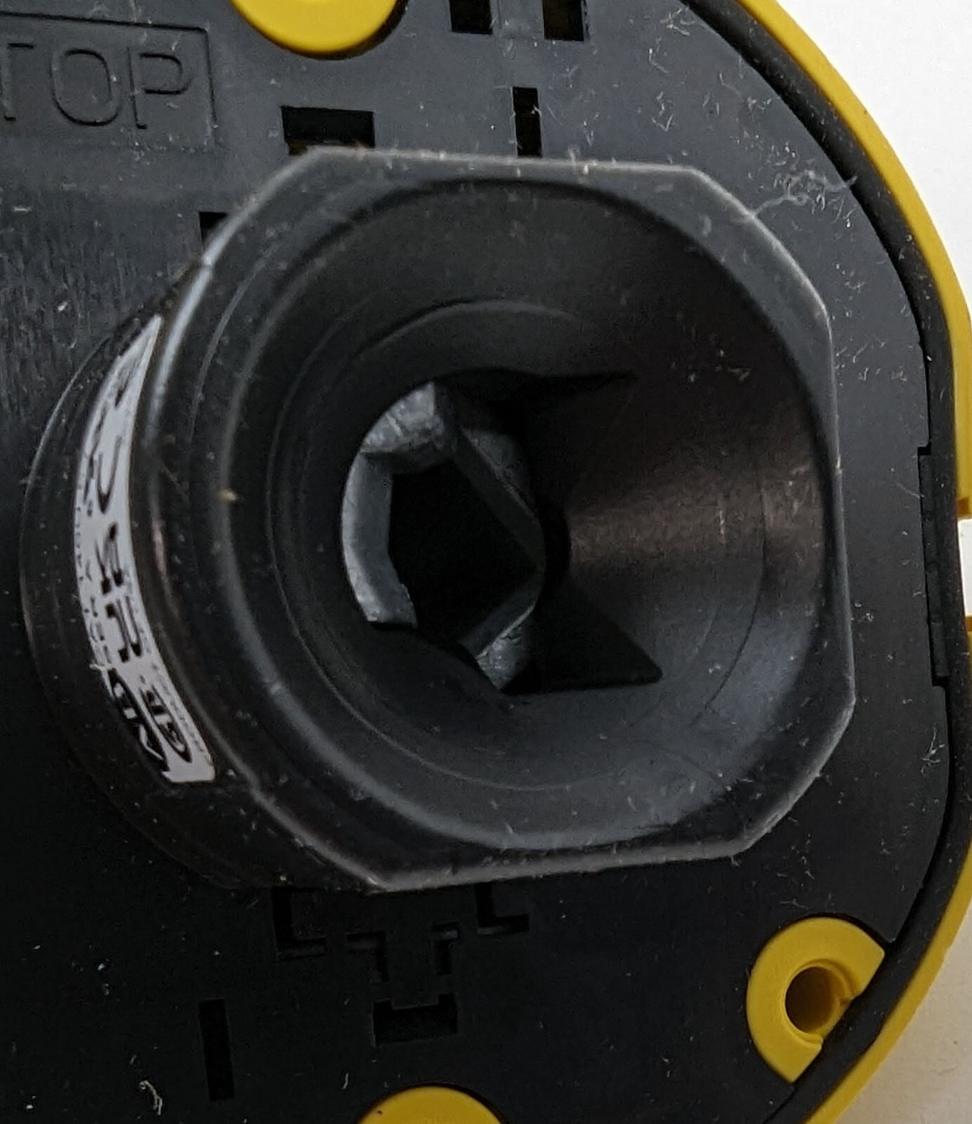 Allen-Bradley 140U-PY Rotary Door Handle Red/Yellow with Trip ...