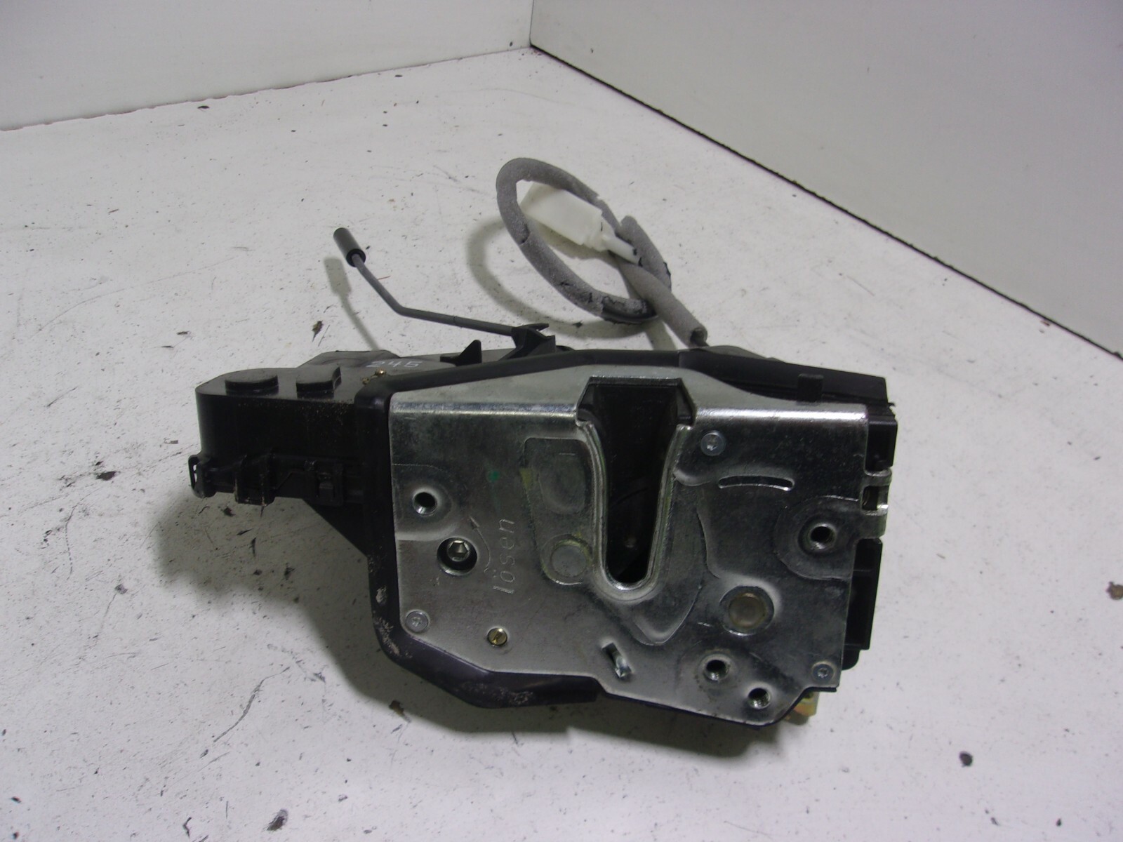 01-05 BMW E46 325 REAR LEFT DOOR LOCK LATCH ACTUATOR OEM NR40 | eBay