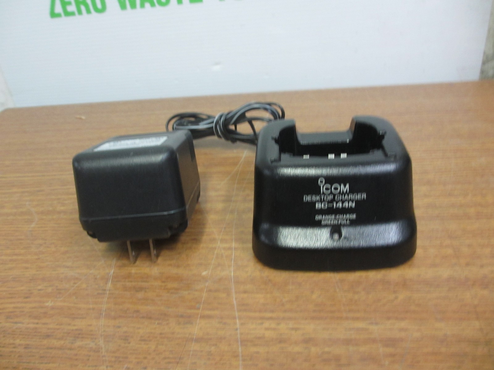 LOT OF 5 ICOM Desktop Charger BC-144N w/ AC ADAPTER BC-145A | eBay