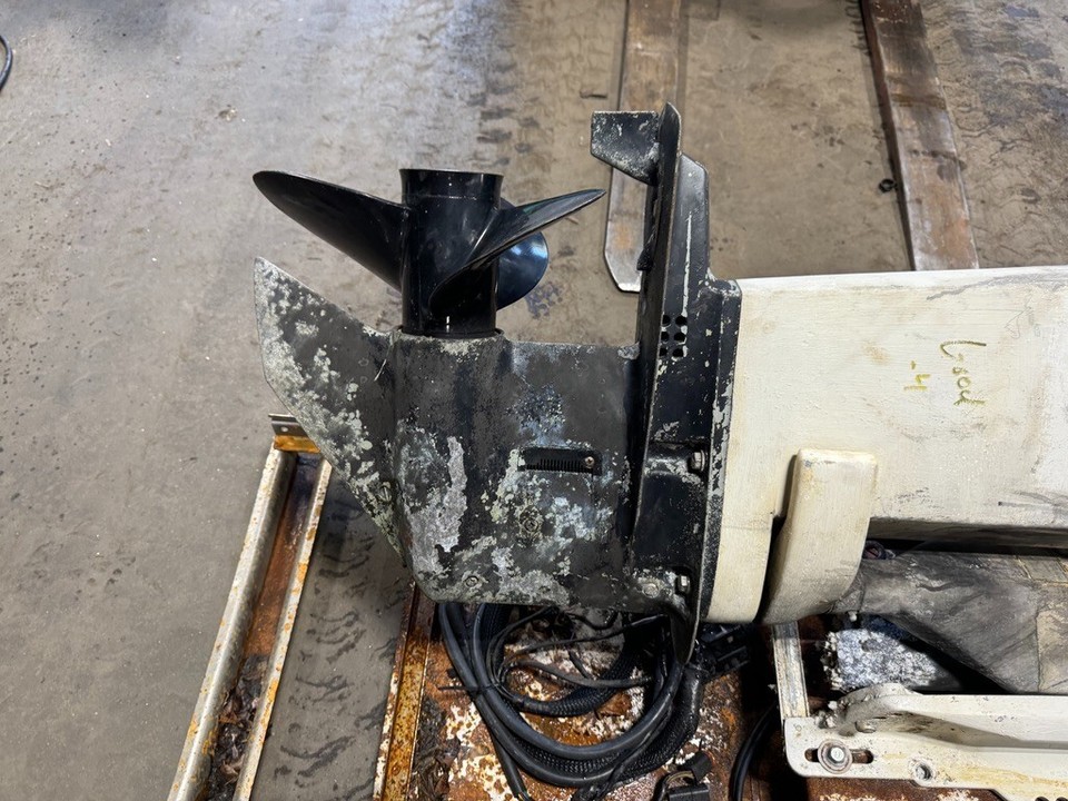 2002 Johnson 40 hp Outboard Boat Motor Engine Evinrude 20" Good Shape ...