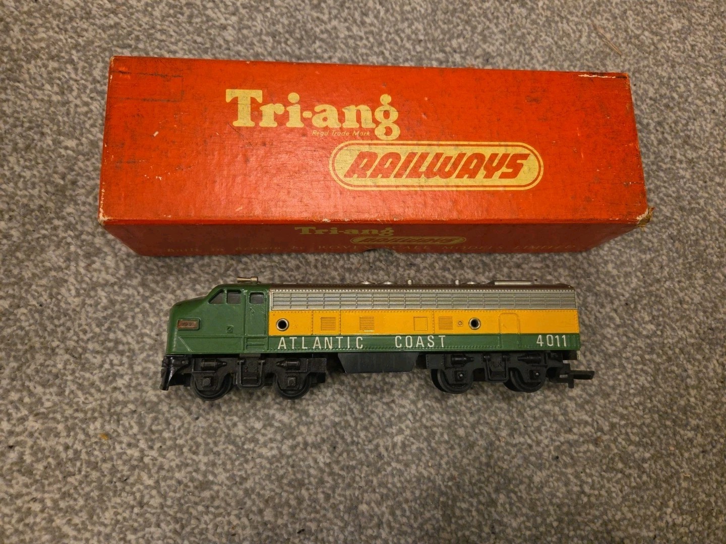 Triang R55 R57 Atlantic Coast decals Single Ended Diesel | eBay UK