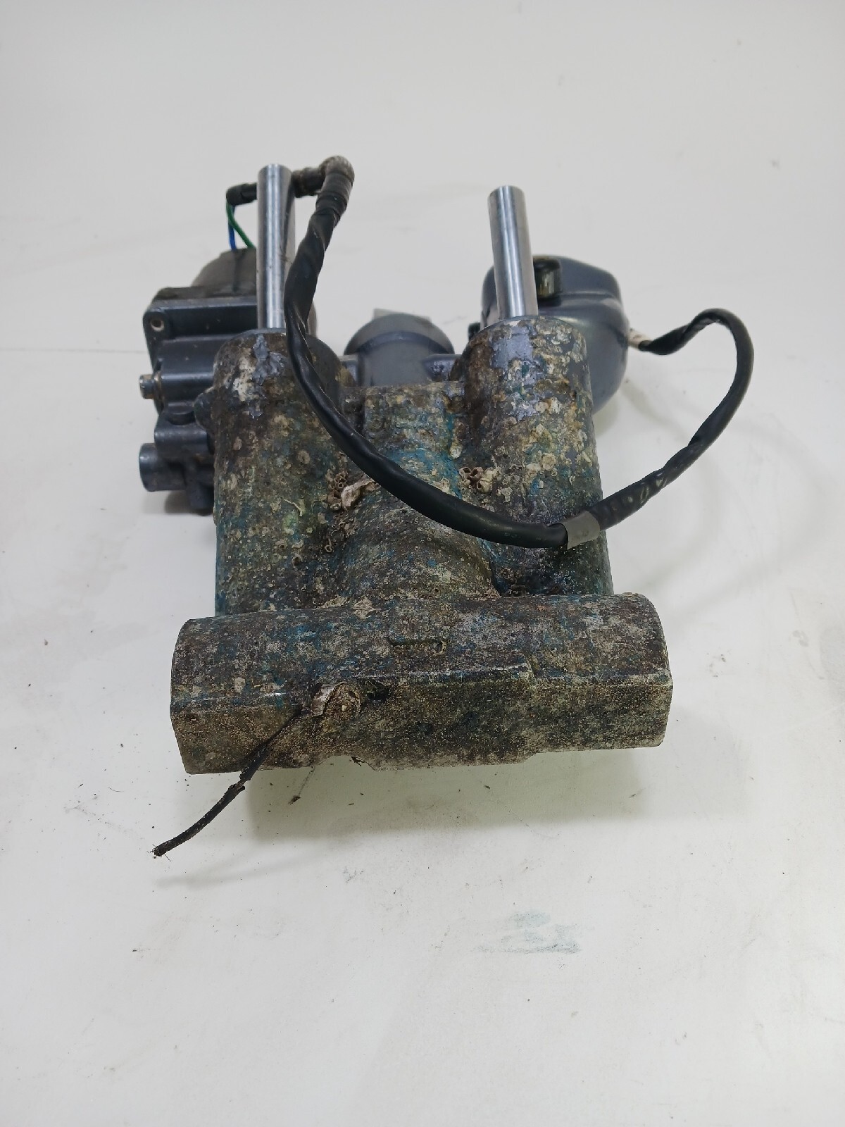 YAMAHA POWER TRIM AND TILT ASSY 200 225 250 HP VMAX HPDI Showa OX66 SHO ...