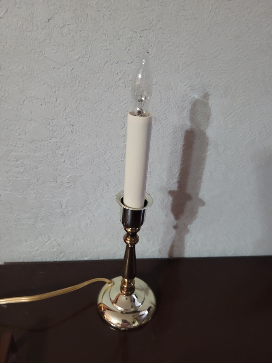 Colonial Window Candles Main St., South Windsor, CT Colonial