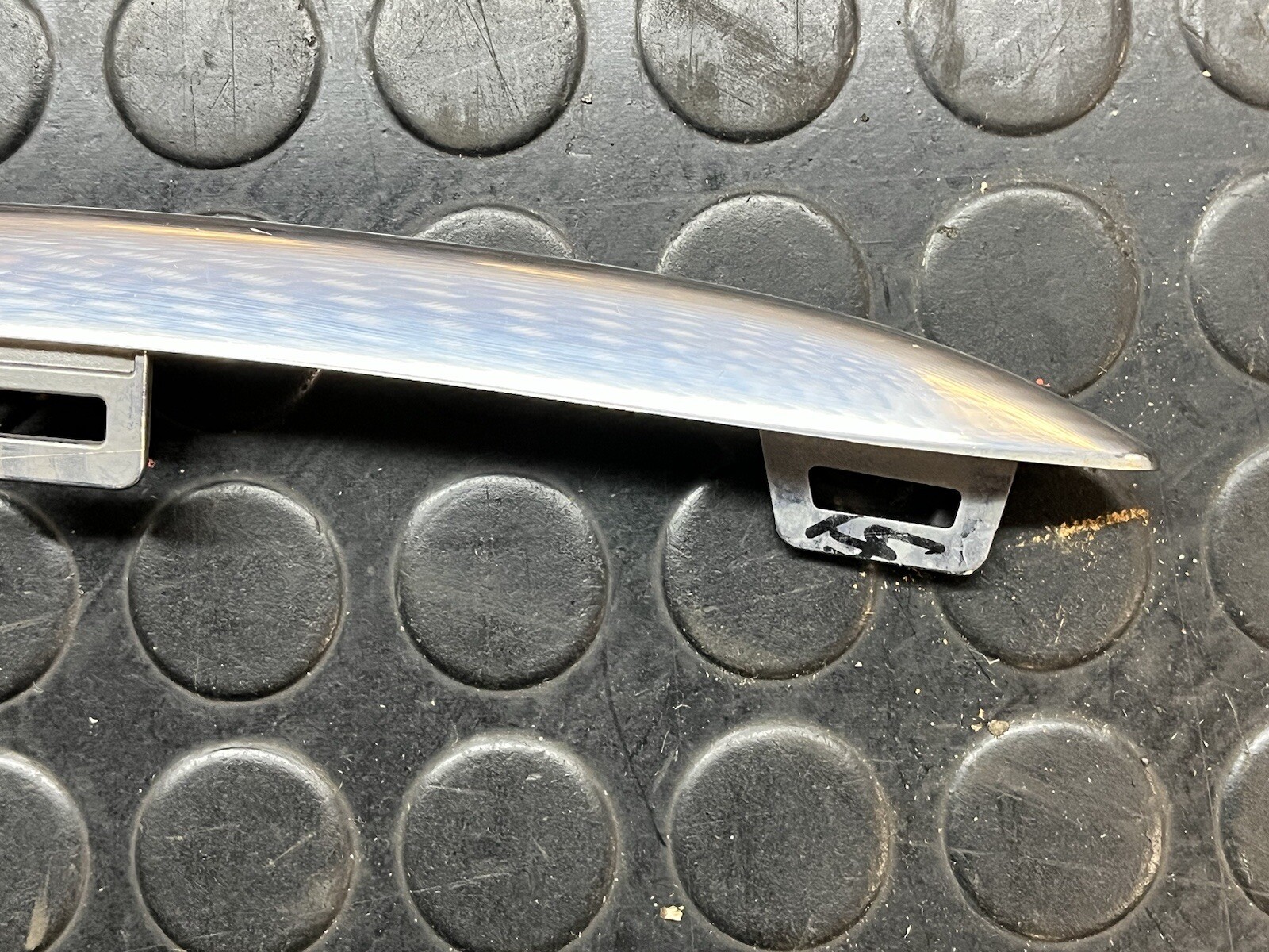 GENUINE MERCEDES GLE W167 FRONT RIGHT BUMPER TRIM CHROME A1678858303 ...