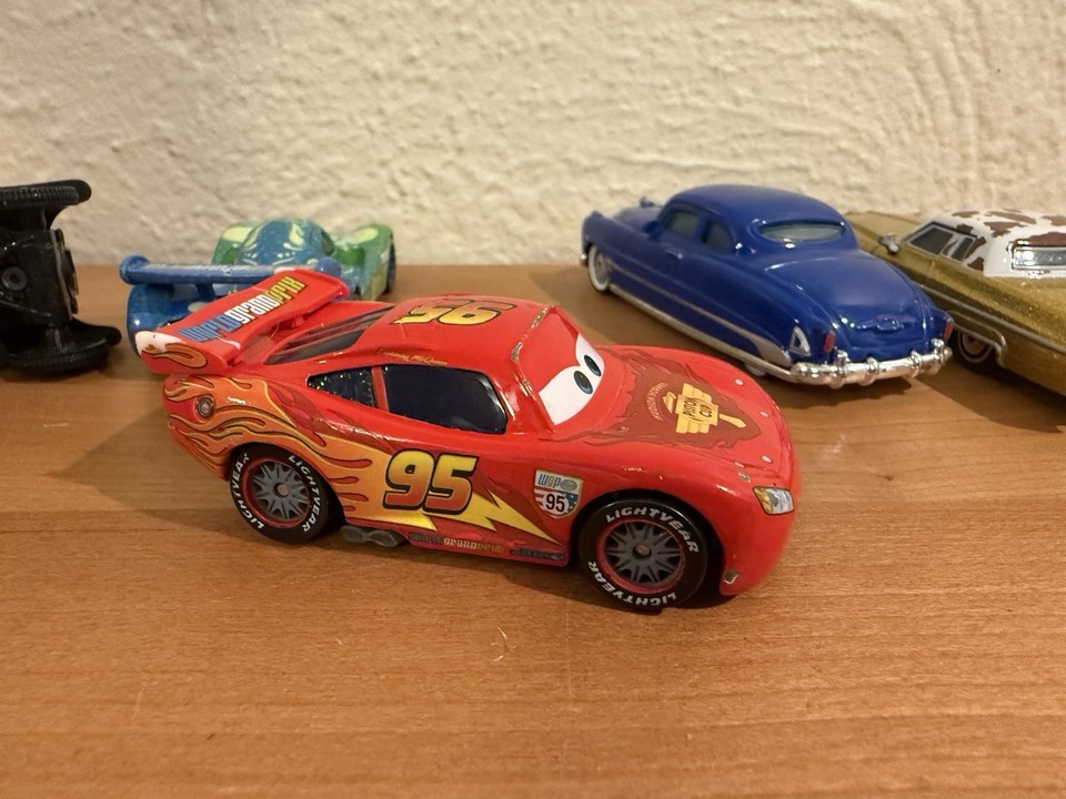 Disney Pixar Cars Racers 7 Lot Diecast Cars Carla, Lightning, Tex ...