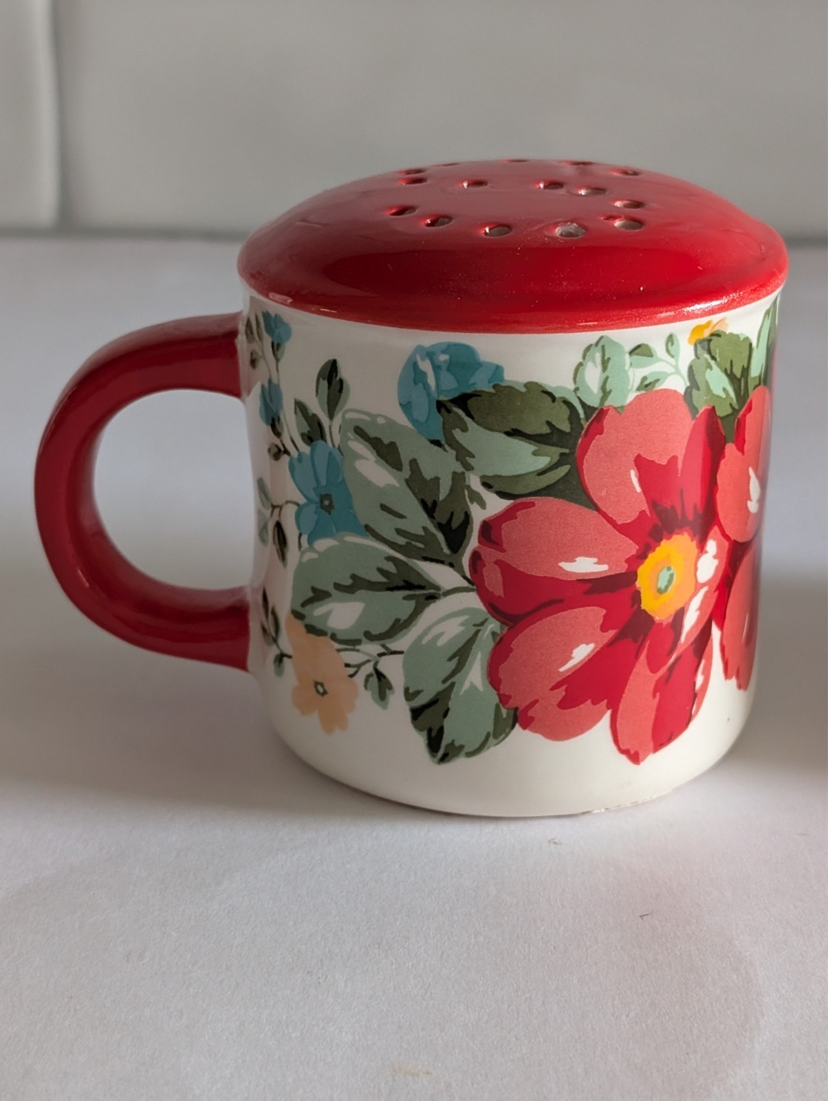 Pioneer Woman Vintage Floral Salt and Pepper Shakers, retired pattern ...