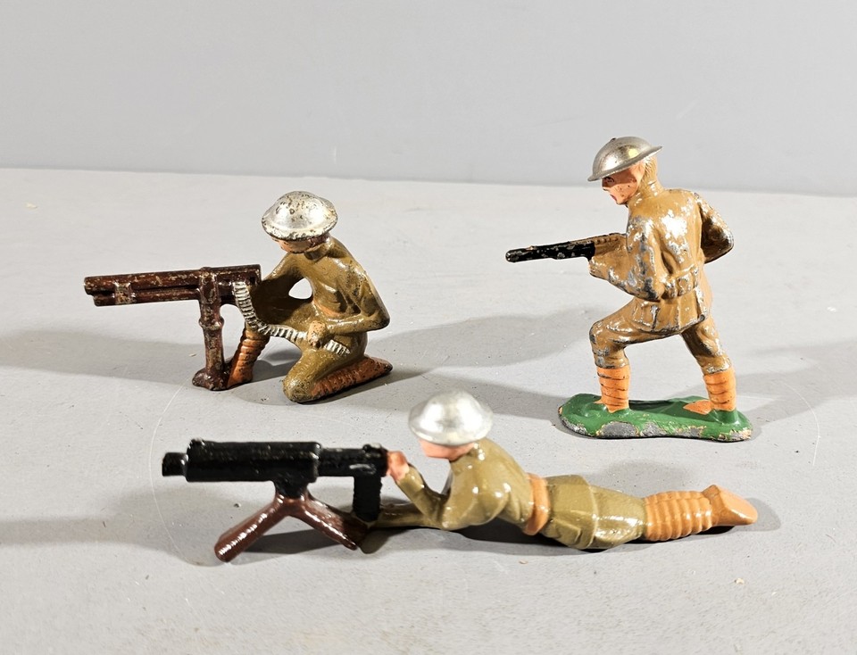 2 GREY IRON G62 prone & G61 kneeling MACHINE GUNNER, BARCLAY MACHINE ...