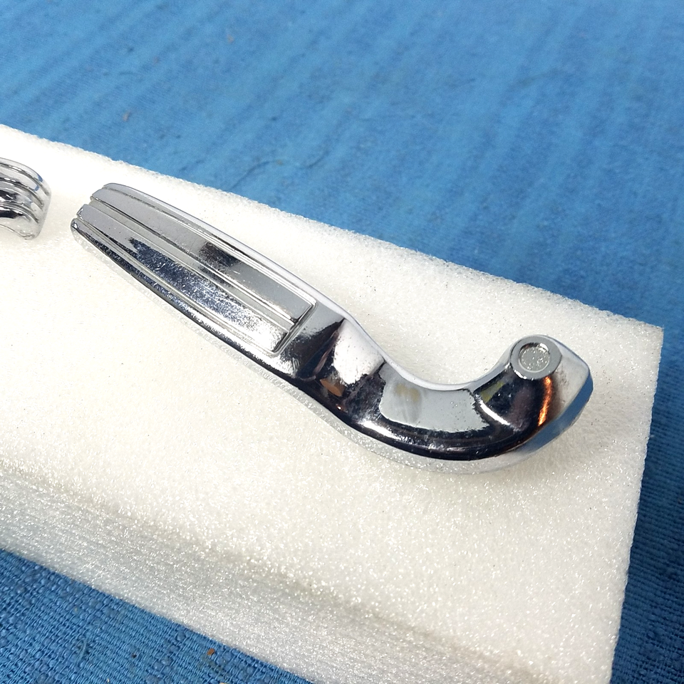 Pair original GM 68-72 Inside Door Handles Chevelle GTO Skylark 442 ...