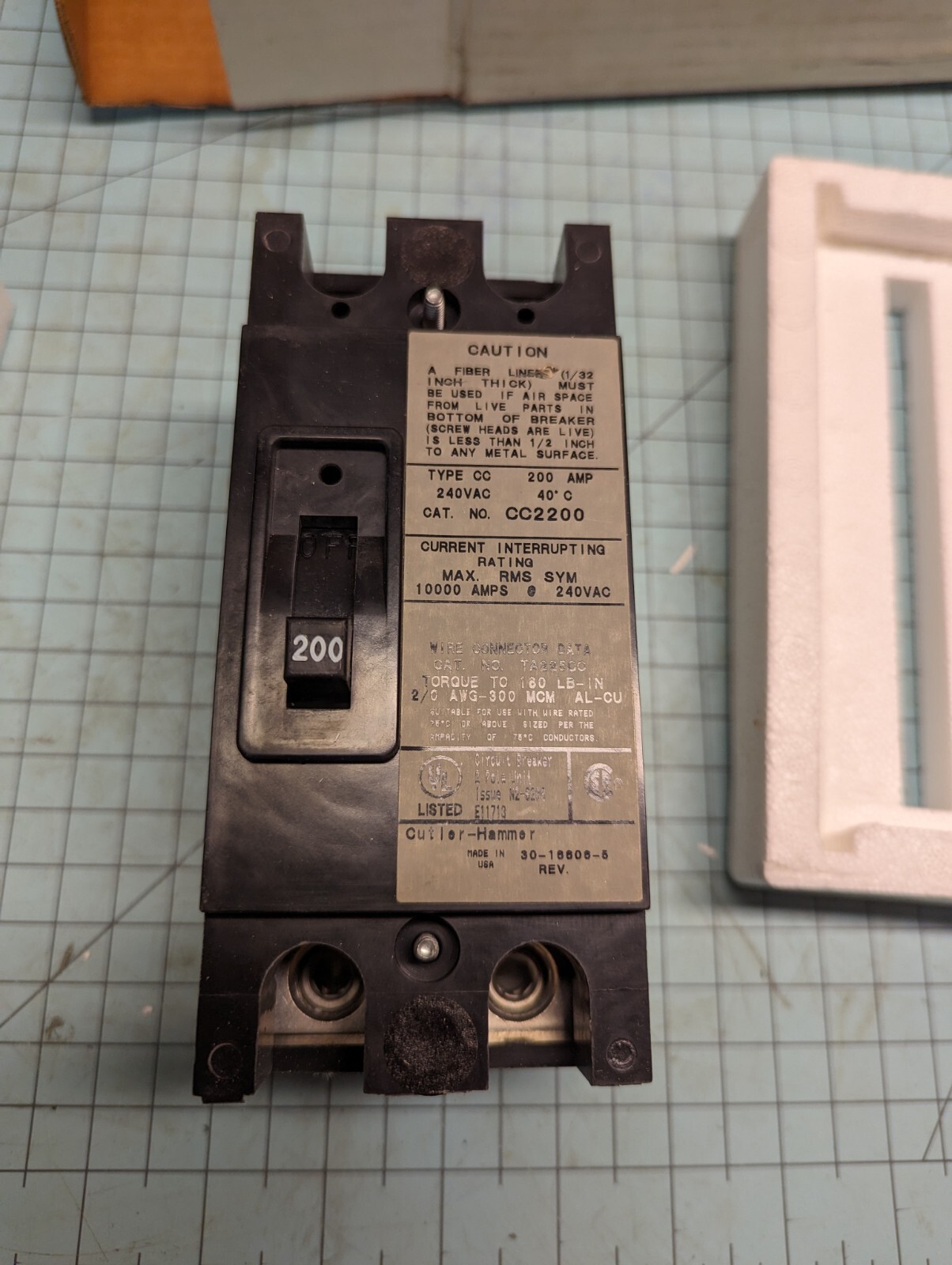 Cutler-Hammer CC2200 200A 240VAC 2 Pole Circuit Breaker - Black for ...