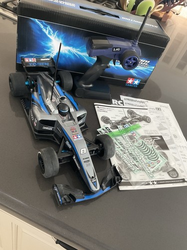 Tamiya F104 PRO II 1/10 Competition F1 Chassis Kit w/Finished Body ...