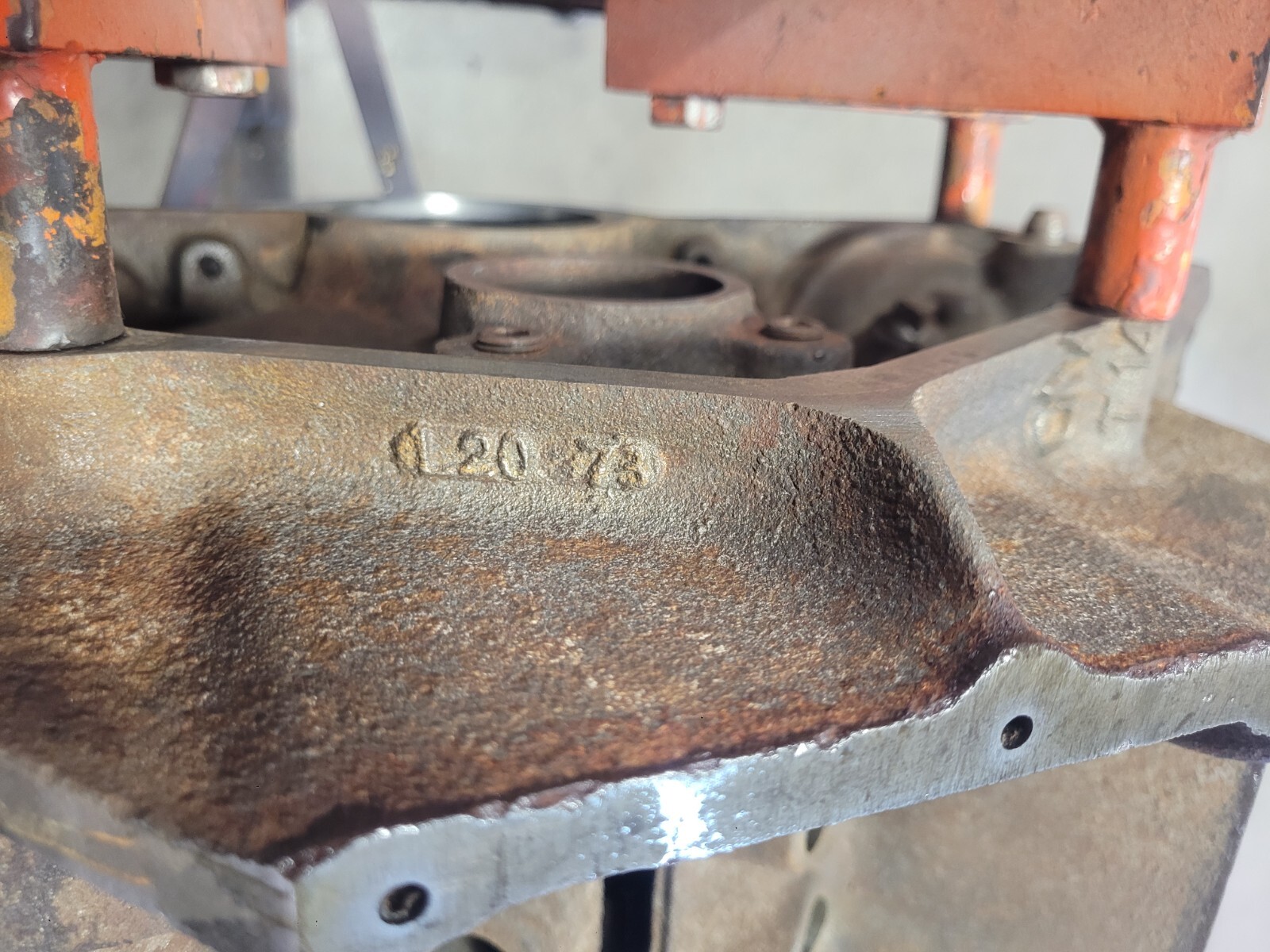 chrysler 400 engine block. nice block the bore ran from 4.342 to 4.345 ...