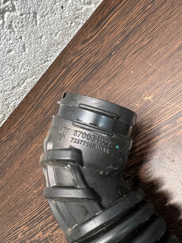 Ansaugschlauch Maserati Levante 3.0 V6 670031927 670101975 | eBay.de