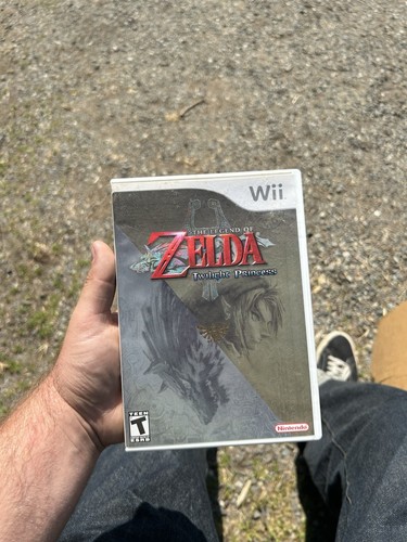 The Legend of Zelda: Twilight Princess GameCube Disc, Case & Manual ...