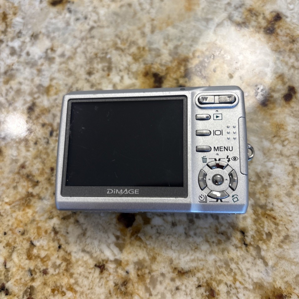 Konica Minolta Dimage X60 Silver 5.0MP Compact Digital Camera. WORKING ...