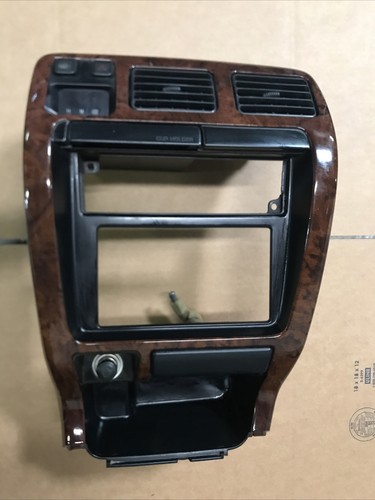 96 - 98 Toyota 4Runner Dash Bezel For Radio And Climate Control ...