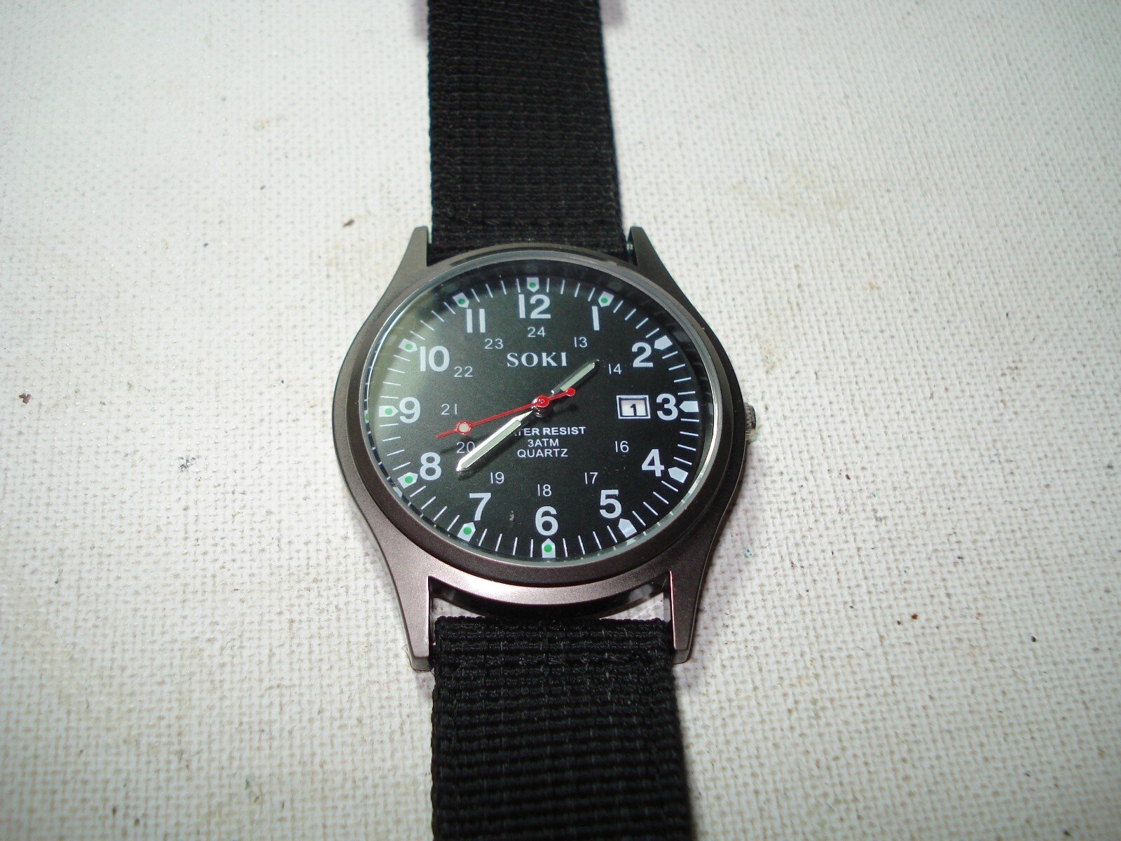 RARE LARGE VINTAGE SOKI MILITARY TIME DATE WATCH GLOW ACCENTS QUARTZ ...