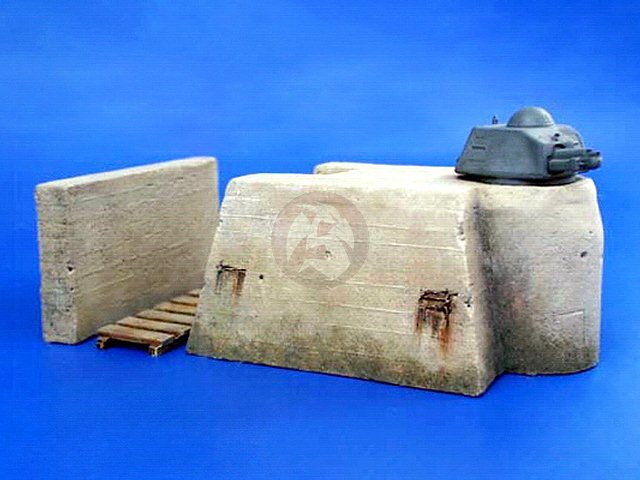 Plus Model 1/35 Panzerturmstellung German Bunker with R35 Tank Turret ...