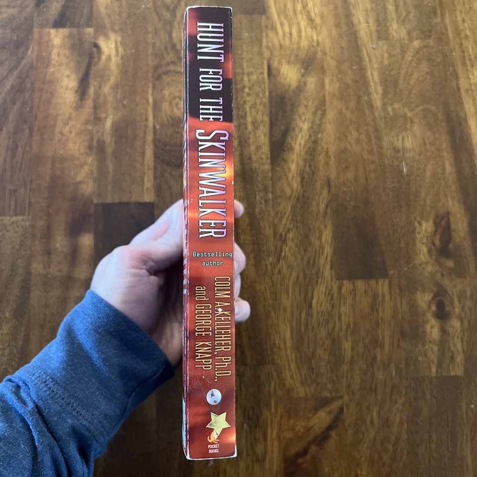 Hunt for the Skinwalker Utah Ranch UFO Book George Knapp Colm Kelleher ...