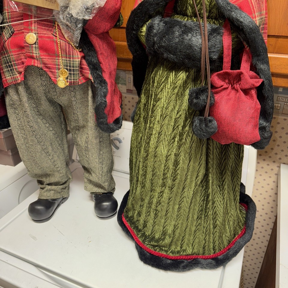 New Two-piece Dickens Adult Carolers by Valerie Parr Hill Light Up ...