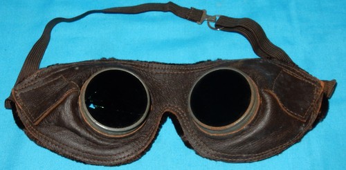 WW2 RAF PILOTS LEATHER GOGGLES PROTECTIVE GLASSES AIR FORCE WORLD WAR ...
