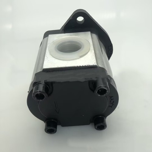 Hydraulic Pump 6669385 6650678 6667723 for Bobcat 753 763 773 7753 653 ...