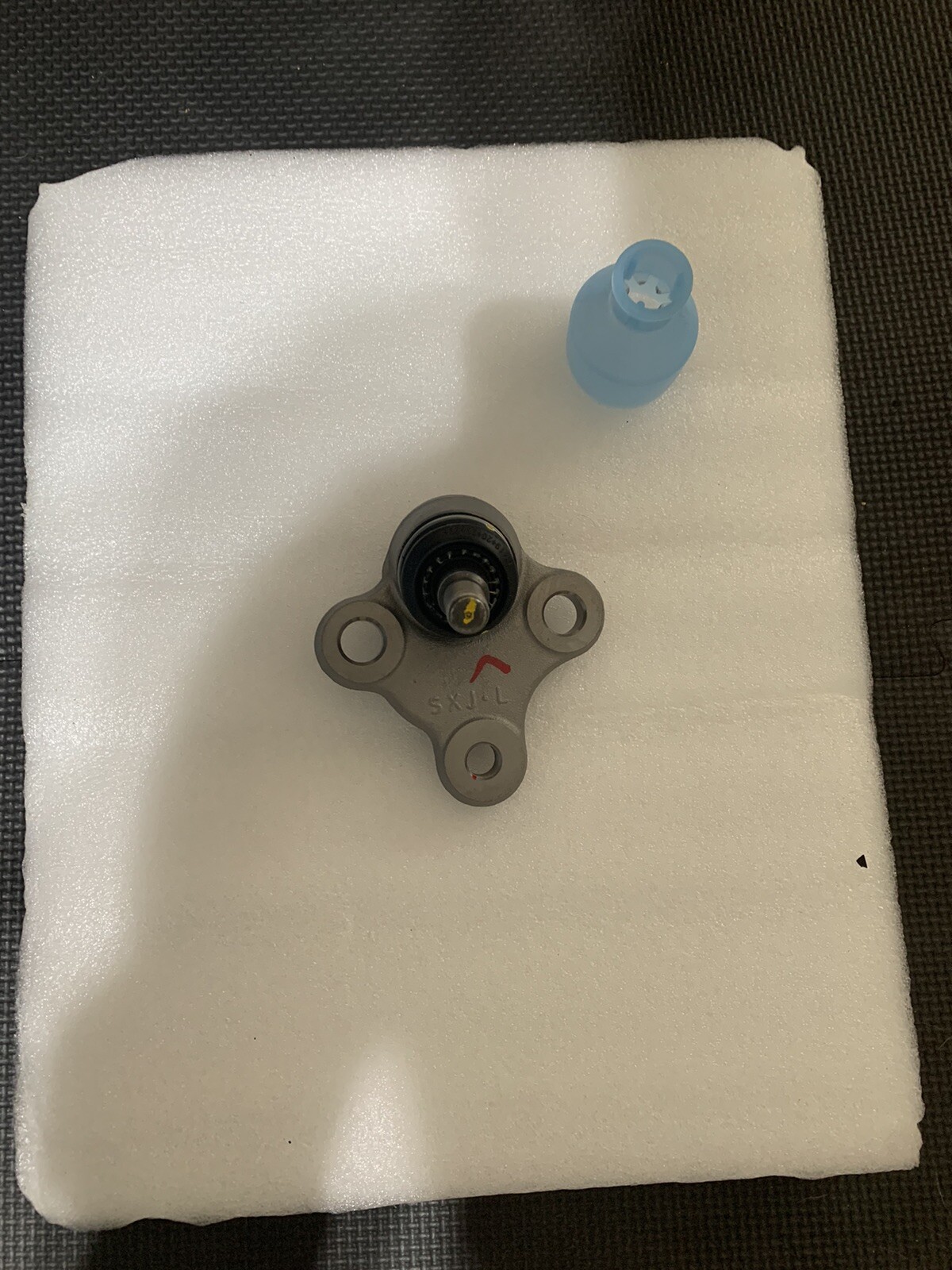 54530-F2000 - 2017-20 Hyundai Elantra Left Front Lower Ball Joint - New ...