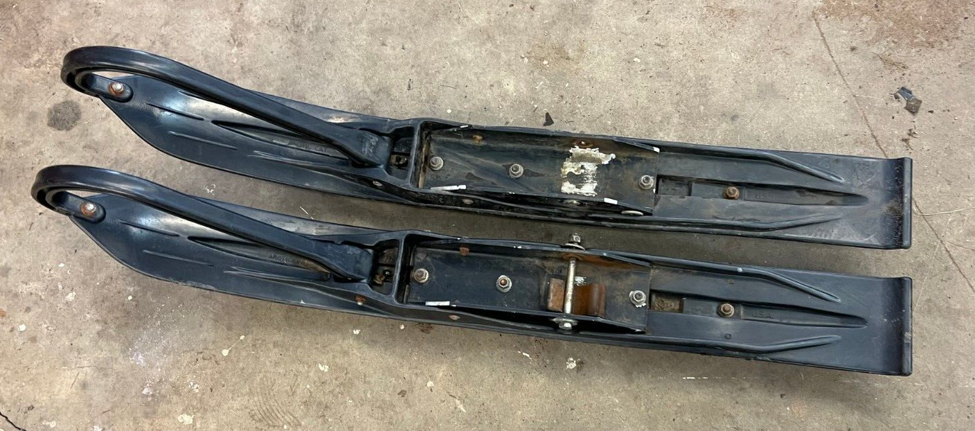 Arctic Cat Snowmobile Plastic Skis 1998+ VERY NICE SHAPE! 0703-595 | eBay