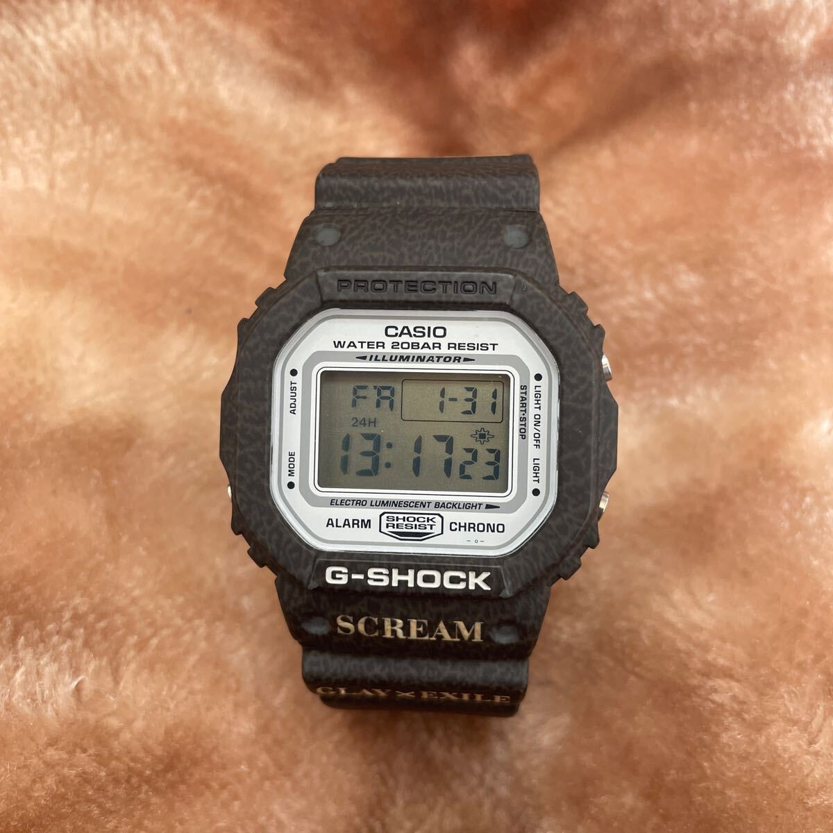 Rare】G-Shock Dw-5600Br Scream Glay Exile Triple Rare】G-Shock Dw-5600Br Scream Glay Exile Triple