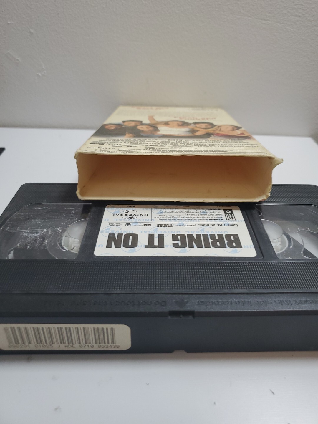 Bring It On VHS Tape Rated PG-13 Kristen Dunst Eliza Dushku Jesse ...