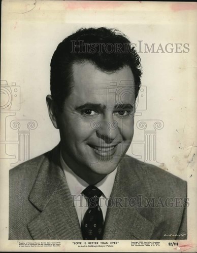 1952 Press Photo Actor Larry Parks stars in "Love is Better Than Ever ...