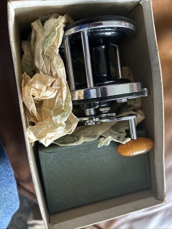 NEW Vintage Penn Surfmaster No. 100 Conventional Reel w Box and spare ...