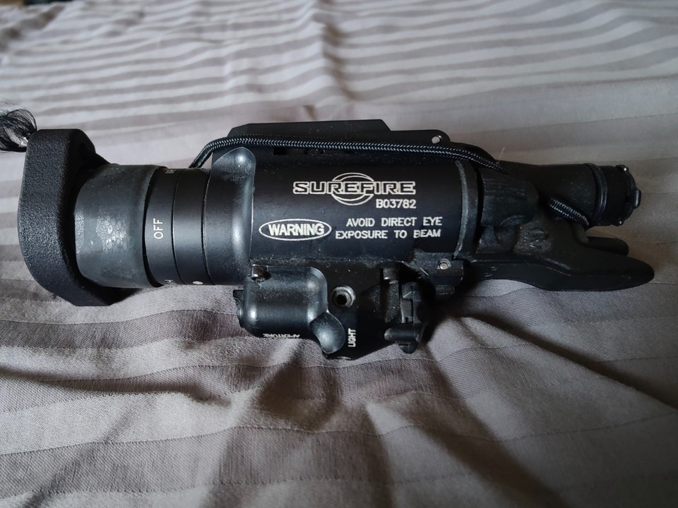 Black Surefire X400V weaponlight and IR laser/illuminator | eBay