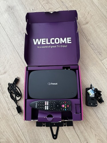 Arris Freesat UHD-4X-1000 Smart 4K Ultra HD Digital TV Recorder ...