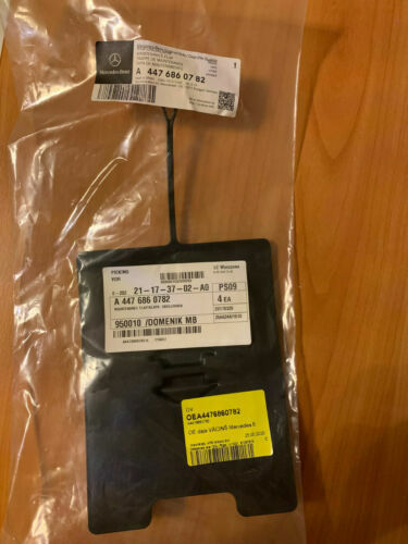 MERCEDES-BENZ VITO W447 Front Wheel Arch Servicing Flap A4476860782 NEW ...