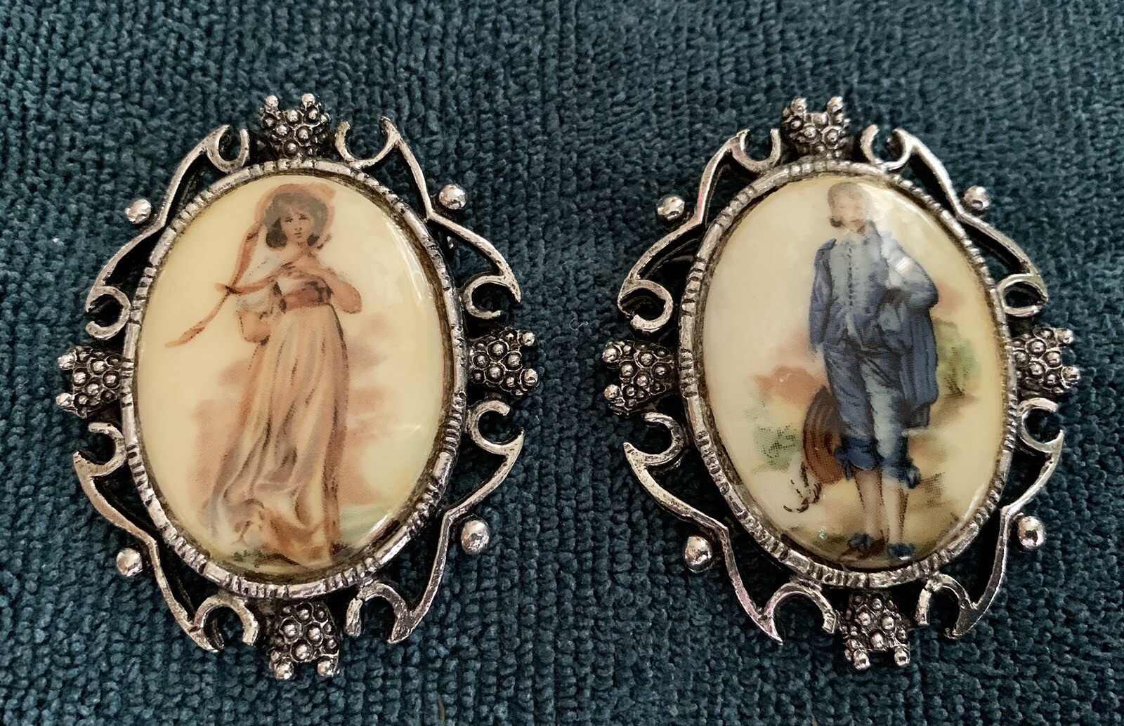 Brooch & Pendant Blue Boy & Pinkie Girl By Thomas Gai… - Gem