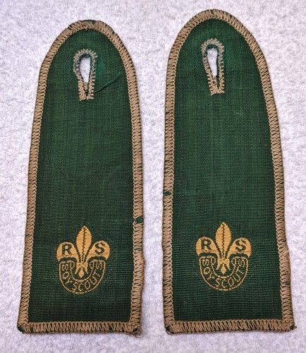 Boy Scouts Uniform Green RS ROVER SCOUTS epaulettes Fleur des Lis ...