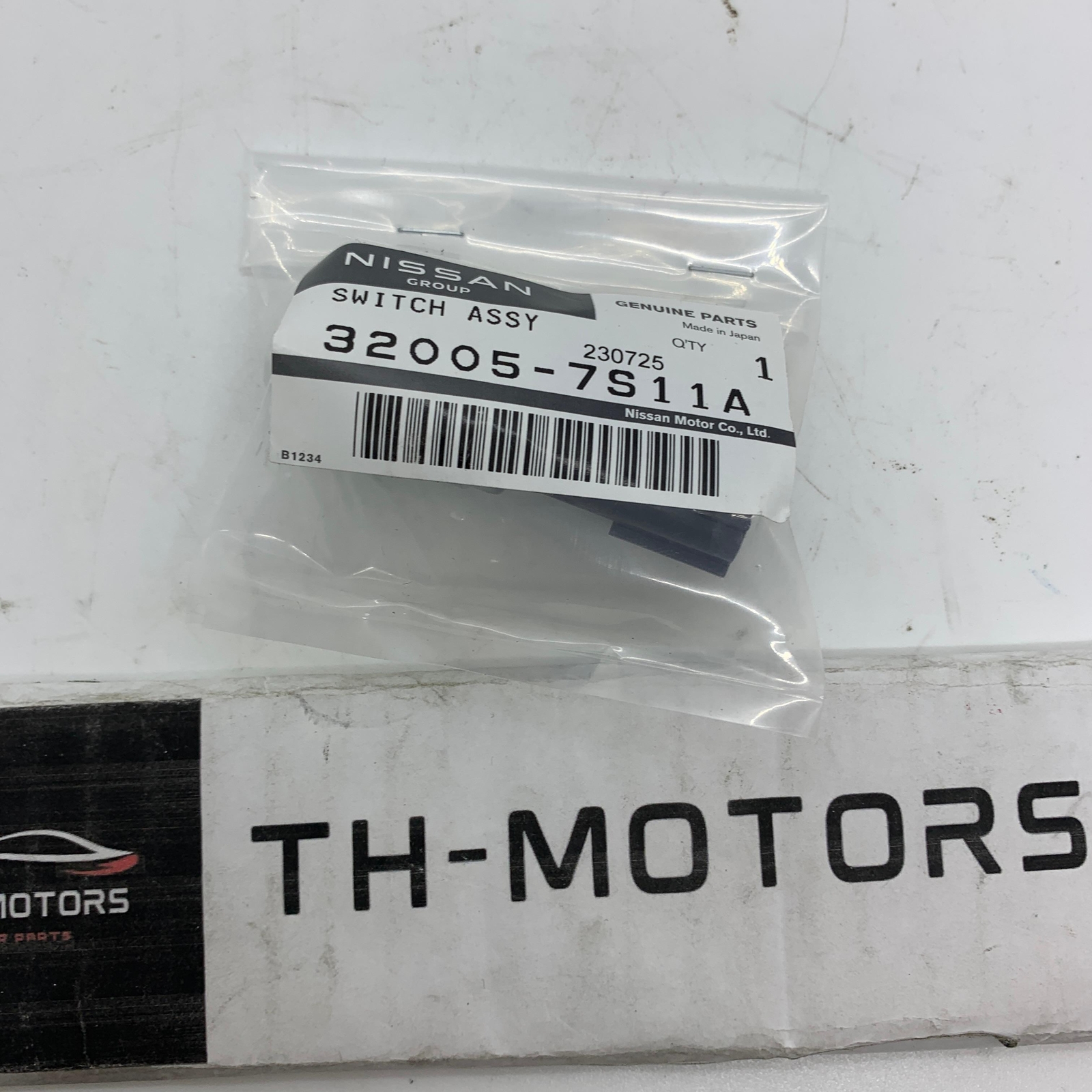 NISSAN Genuine QX56 Armada Neutral Safety Switch 32005-7S11A | eBay
