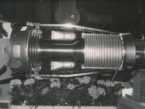 PARIS c. 1950 - Salon de l'Aviation Coupe du Turbo Propulseur Ratier ...