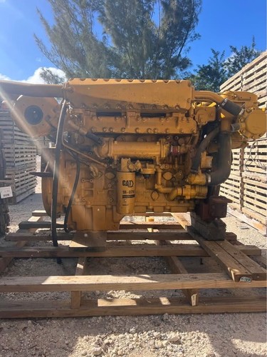 Caterpillar (CAT) 3196 Marine Diesel Engine 660 HP Bobtail Running take ...