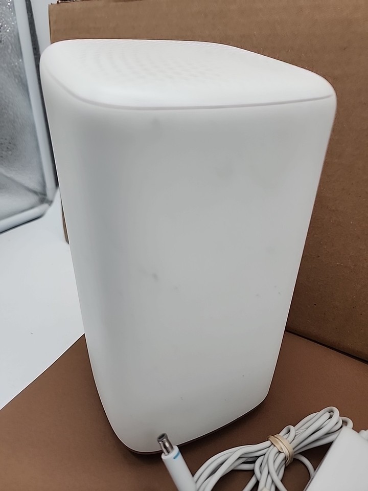 XFINITY xFi Gateway Router XB8-T Wifi CGM4981COM W/Power Adapter ...