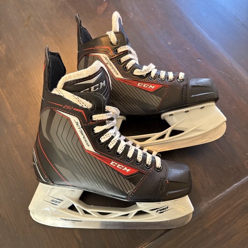 CCM Jetspeed 260 Ice Hockey Skates US Size 4 (Shoe 4.5US) | eBay