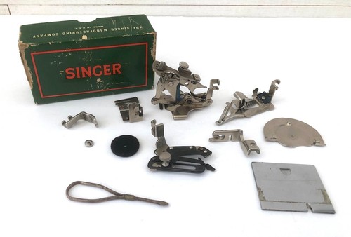 Vintage SINGER 221 Featherweight Sewing Machine Attachments 160809 for ...