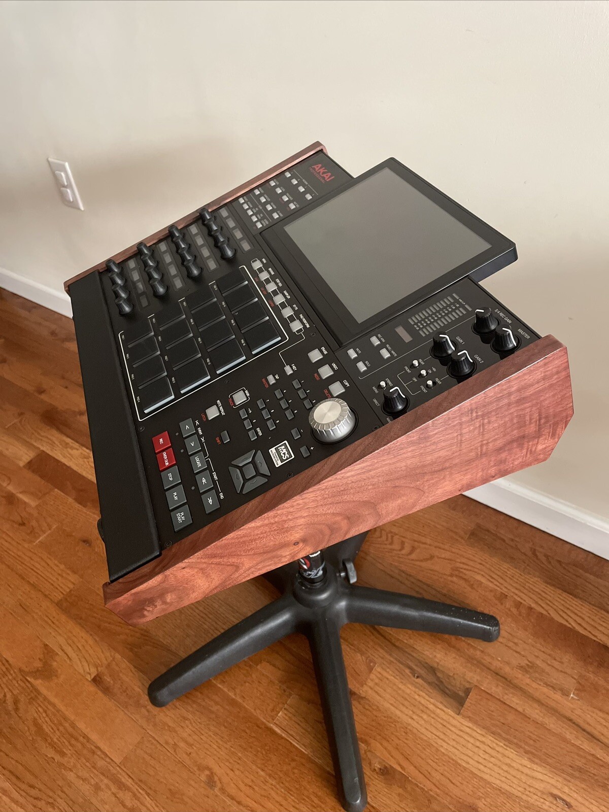 Custom MPC-X With Upgraded Hard Drive & Wooden Side Panels, Stand ...