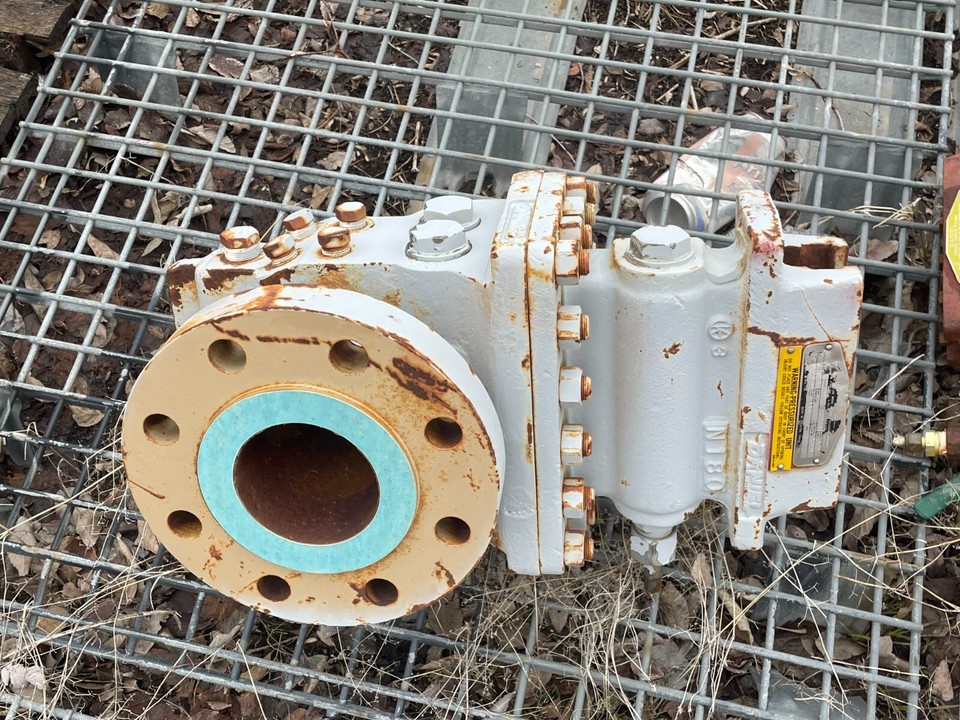 Daniel Senior Orifice Fitting Flow Meter 4” 600 SN: 03240369 *USED, AS ...