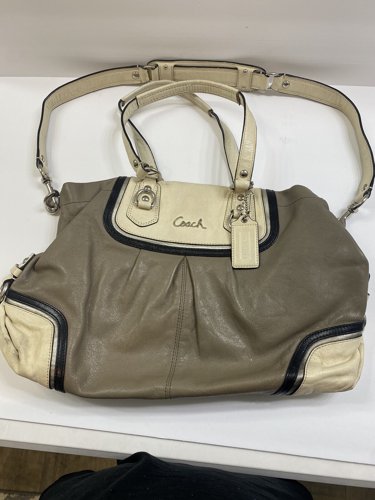 Coach Ashley Gray and Ivory Leather 2 Ways Satchel Sh… - Gem