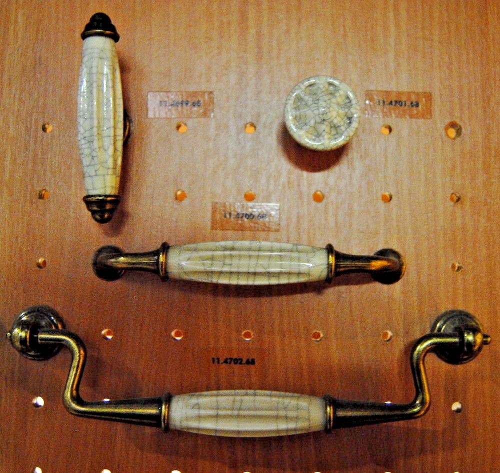 Primo by Hi Line Discontinued Cabinet Hardware Knob Door Drawer Pull AB ...